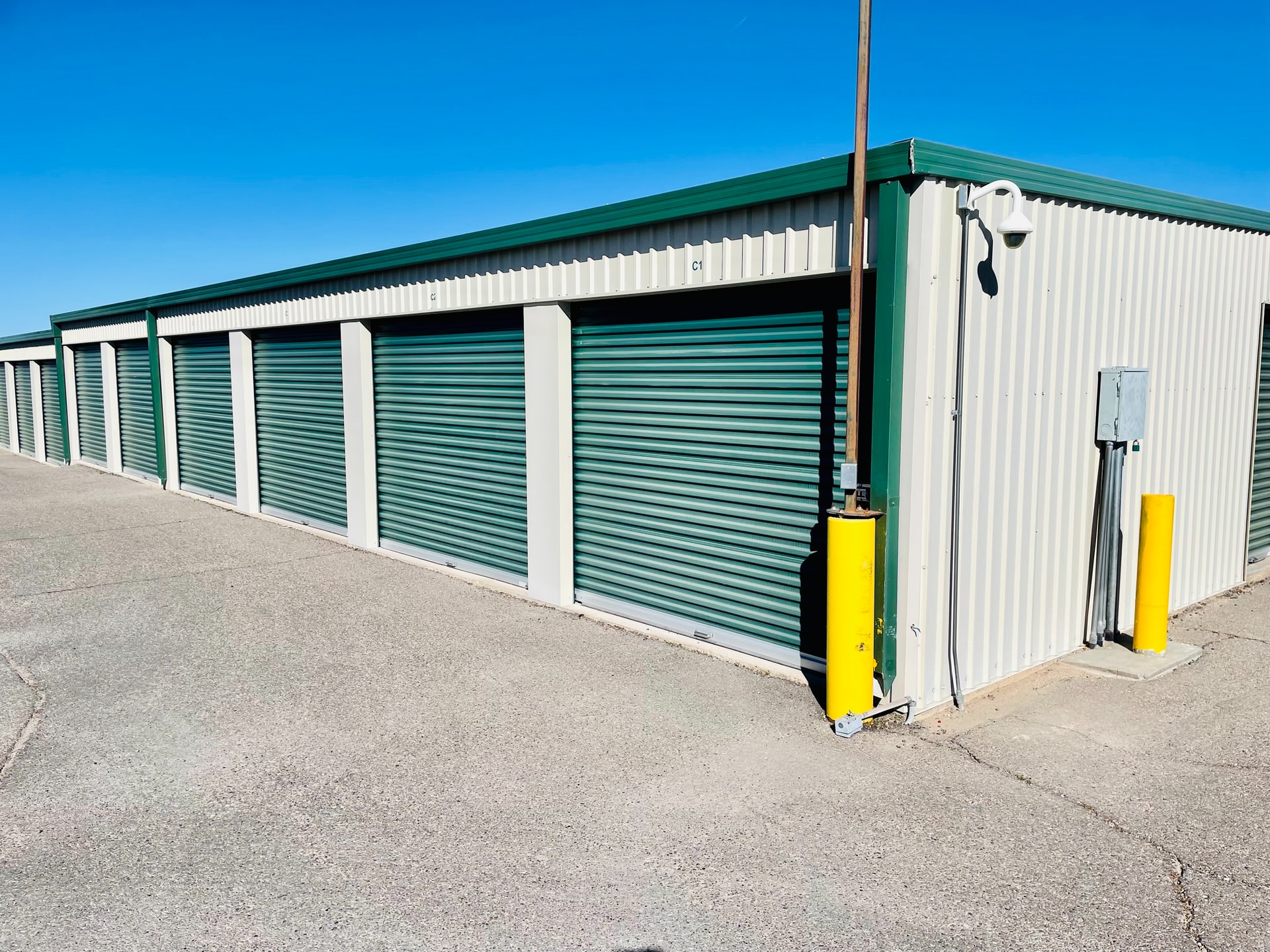 4 Steps to Successfully Start a Storage Rental Business | Agatton